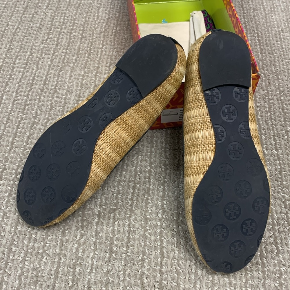 Tory Burch Navy And Rattan Flats - Gem